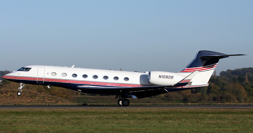 WORLD AIRCRAFT IMAGES by Terry Wade: N108DB GLF6 EGGW (London Luton) 27 ...