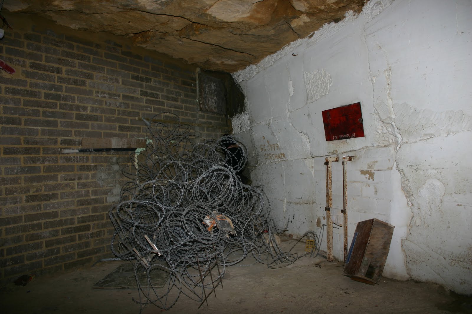 FLEXX URBEX: Sands Quarry Corsham