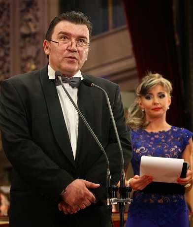 BIOGRAFIE RADU BALANESCU Secretar Executiv al Conferinţei Mondiale a ...