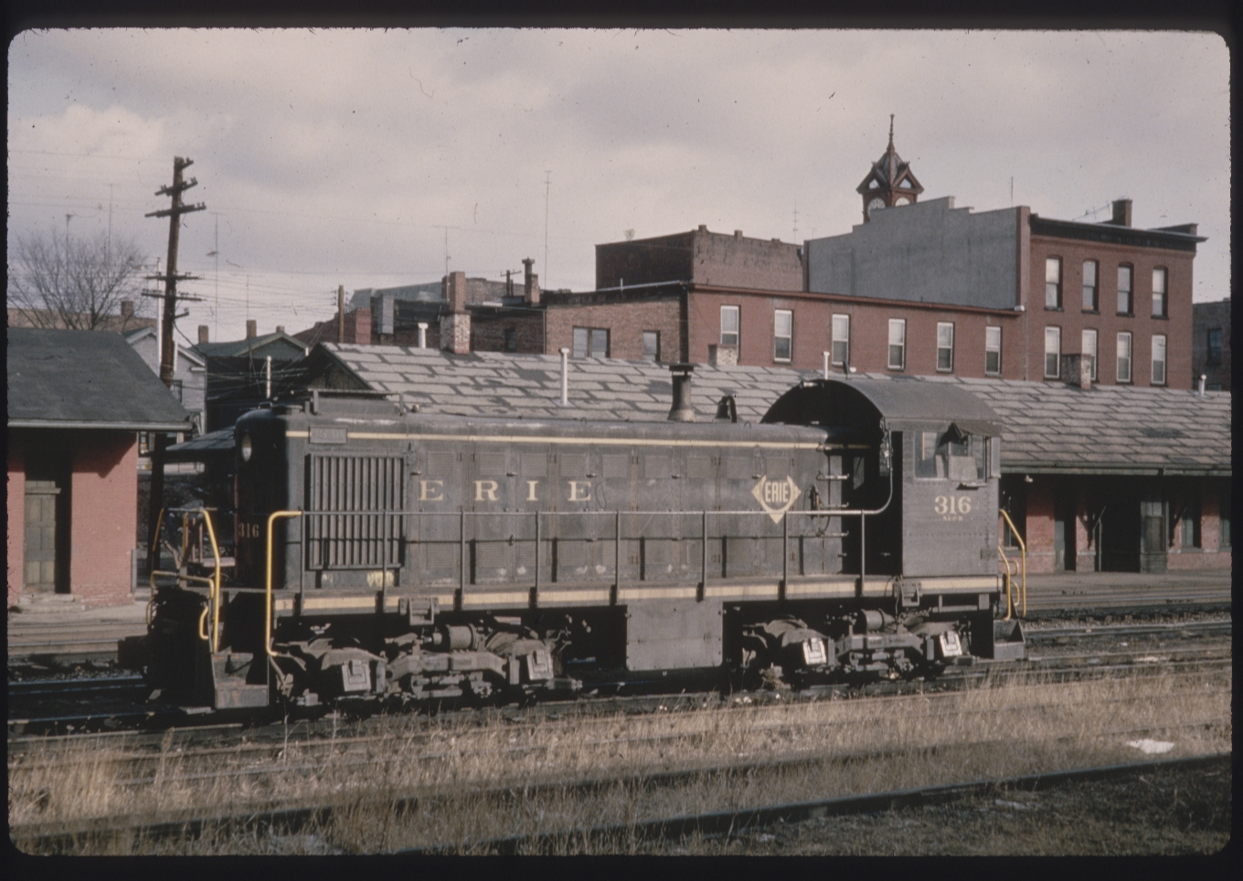 Port of New York Railroad: Erie Locomotive Photos