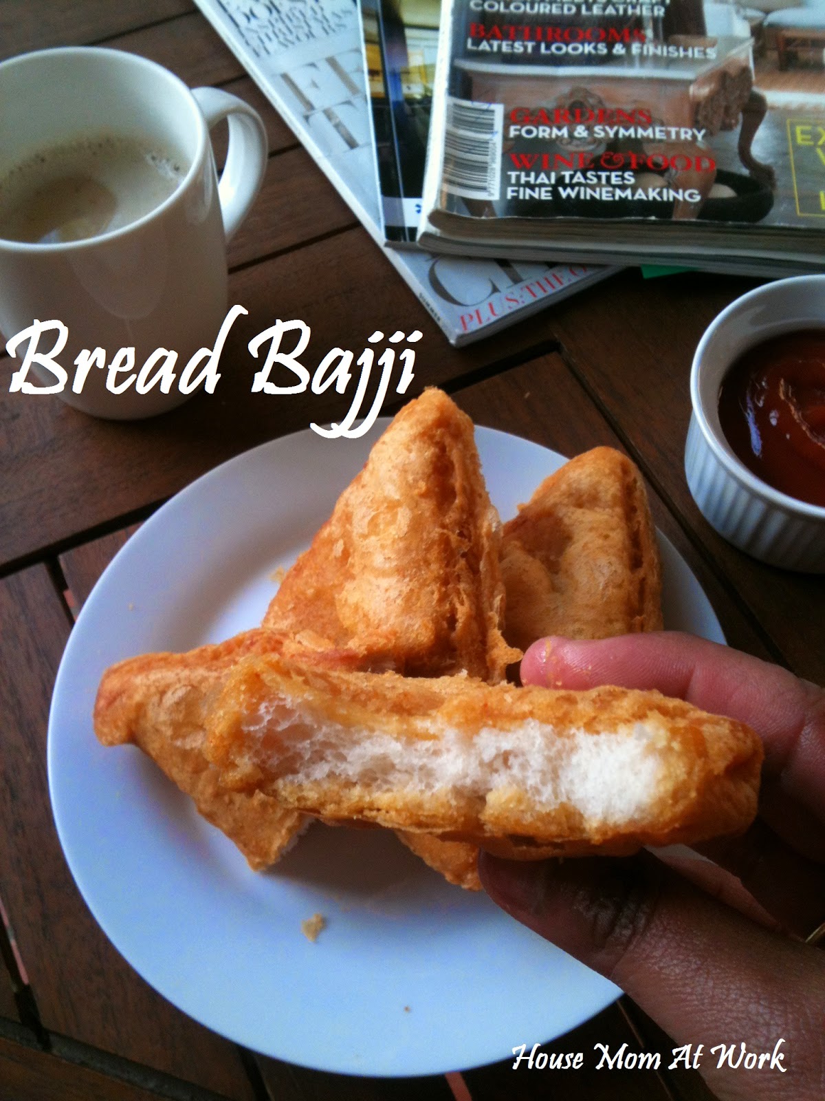 House Mom At Work: Bread Pakora / Bread Bajji / Bread Fritters