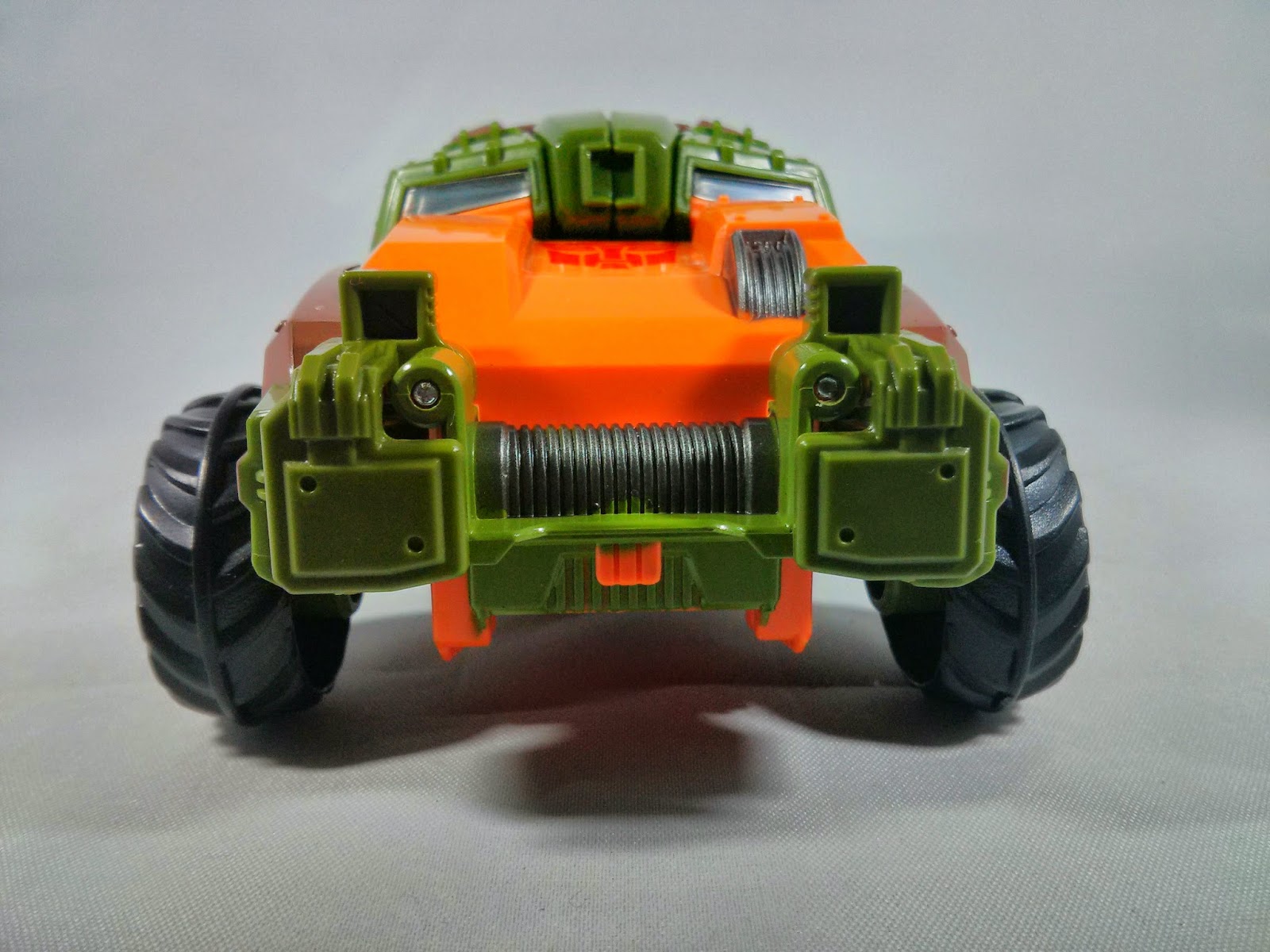 Toybox Soapbox: Transformers Generations Roadbuster Review