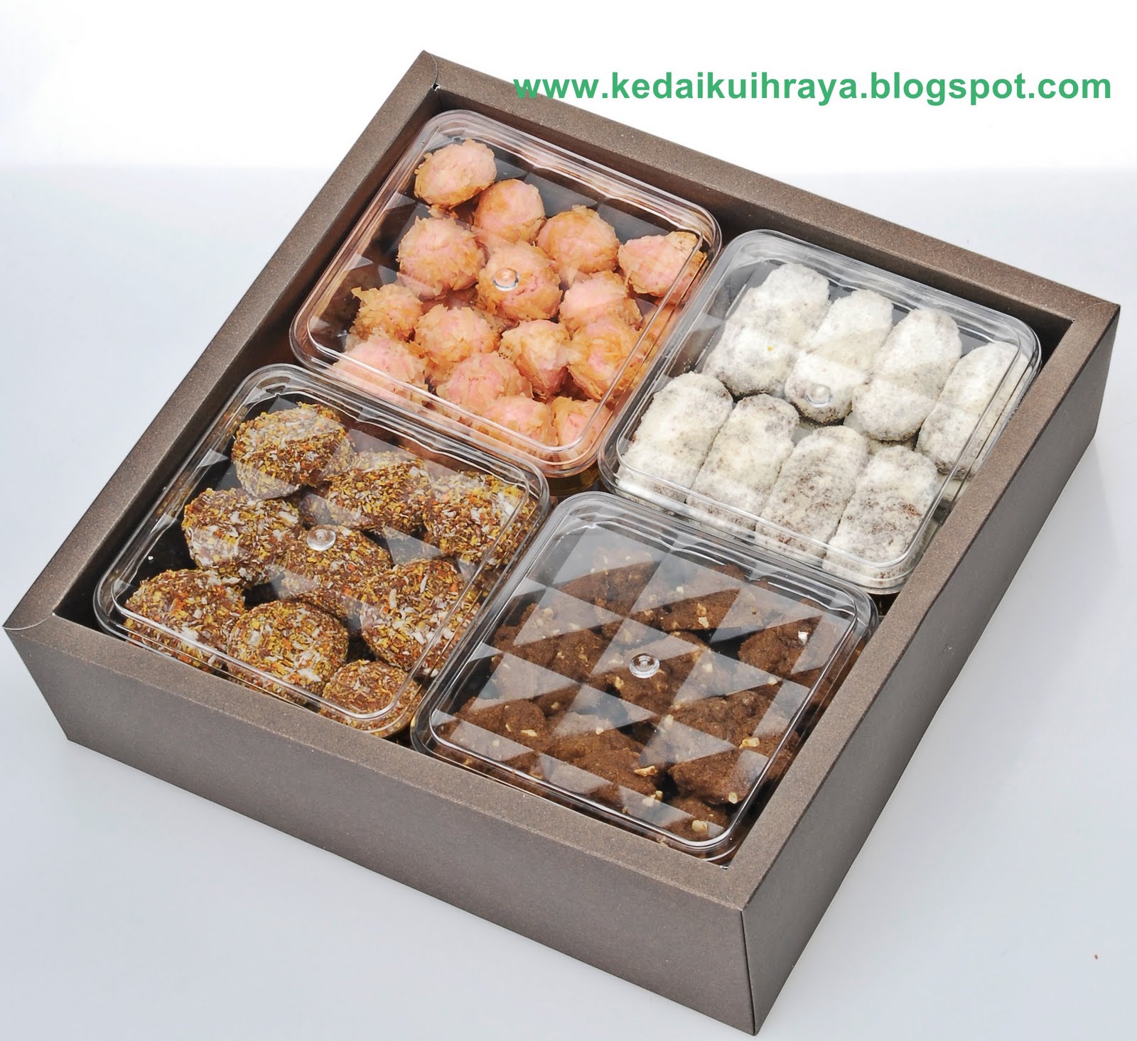 Kuih Raya: Exclusive Raya Hamper : RM 180 - RM 300