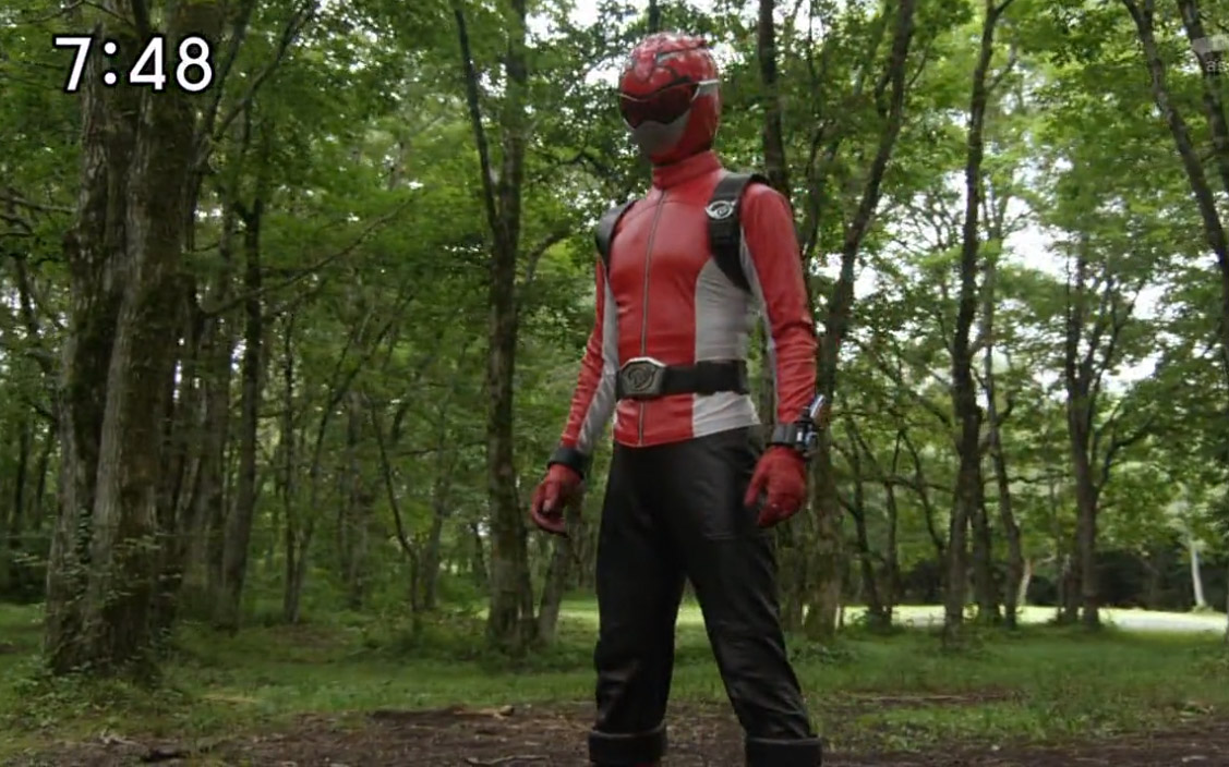 Red and White Sentai: Gokaiger vs Zyuohger - Super Sentai 2000 Episodes ...