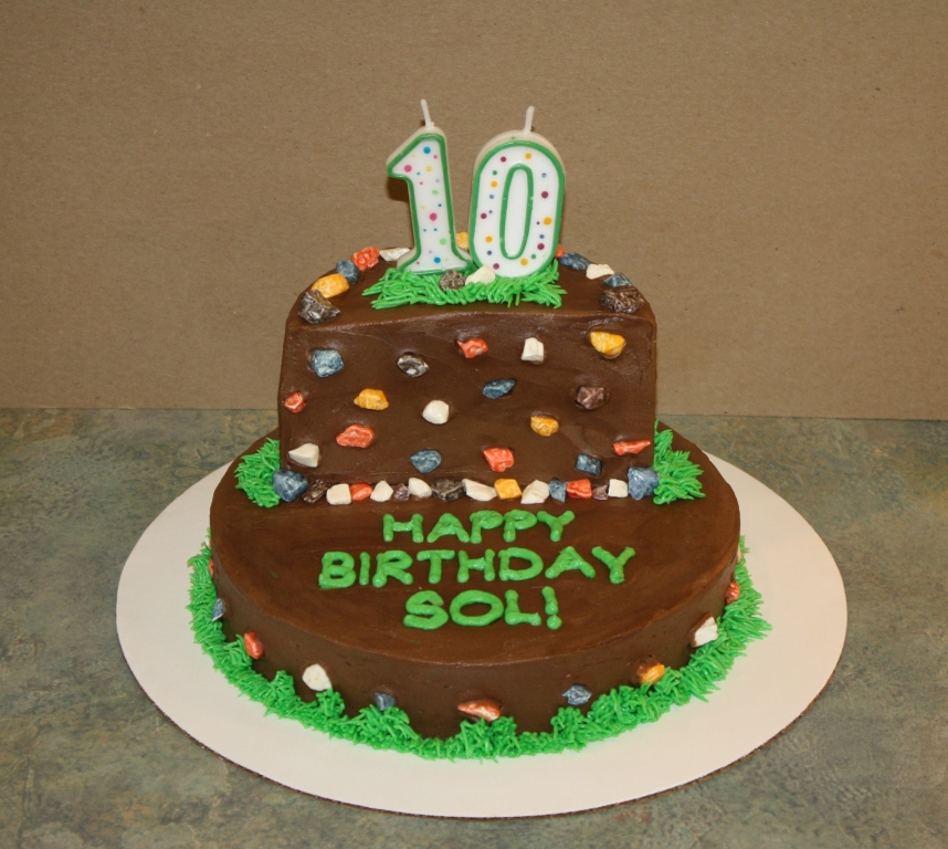 Party Cakes: Rock Climbing Cake