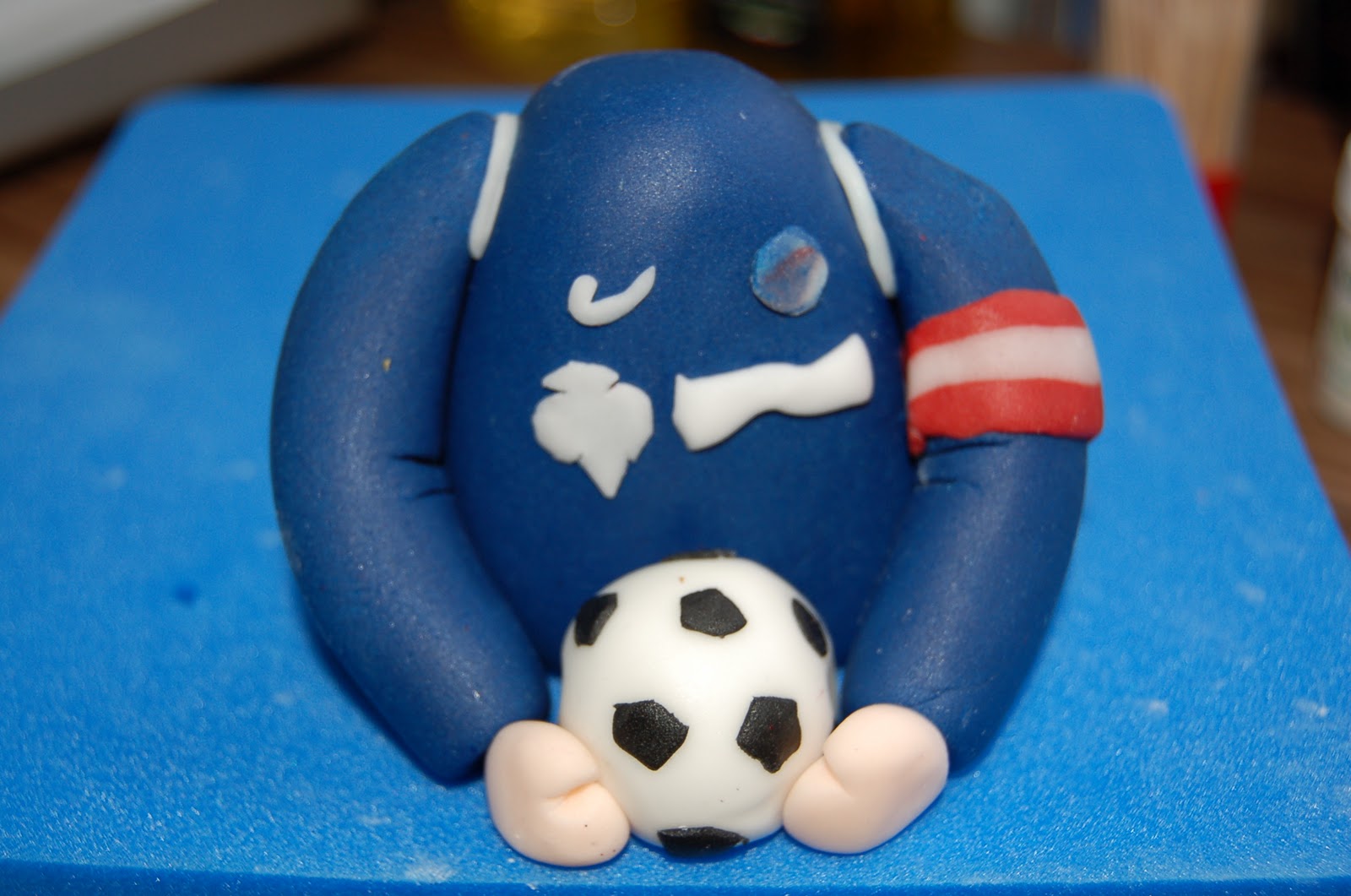 Brighton Baker: How to make a footballer cake