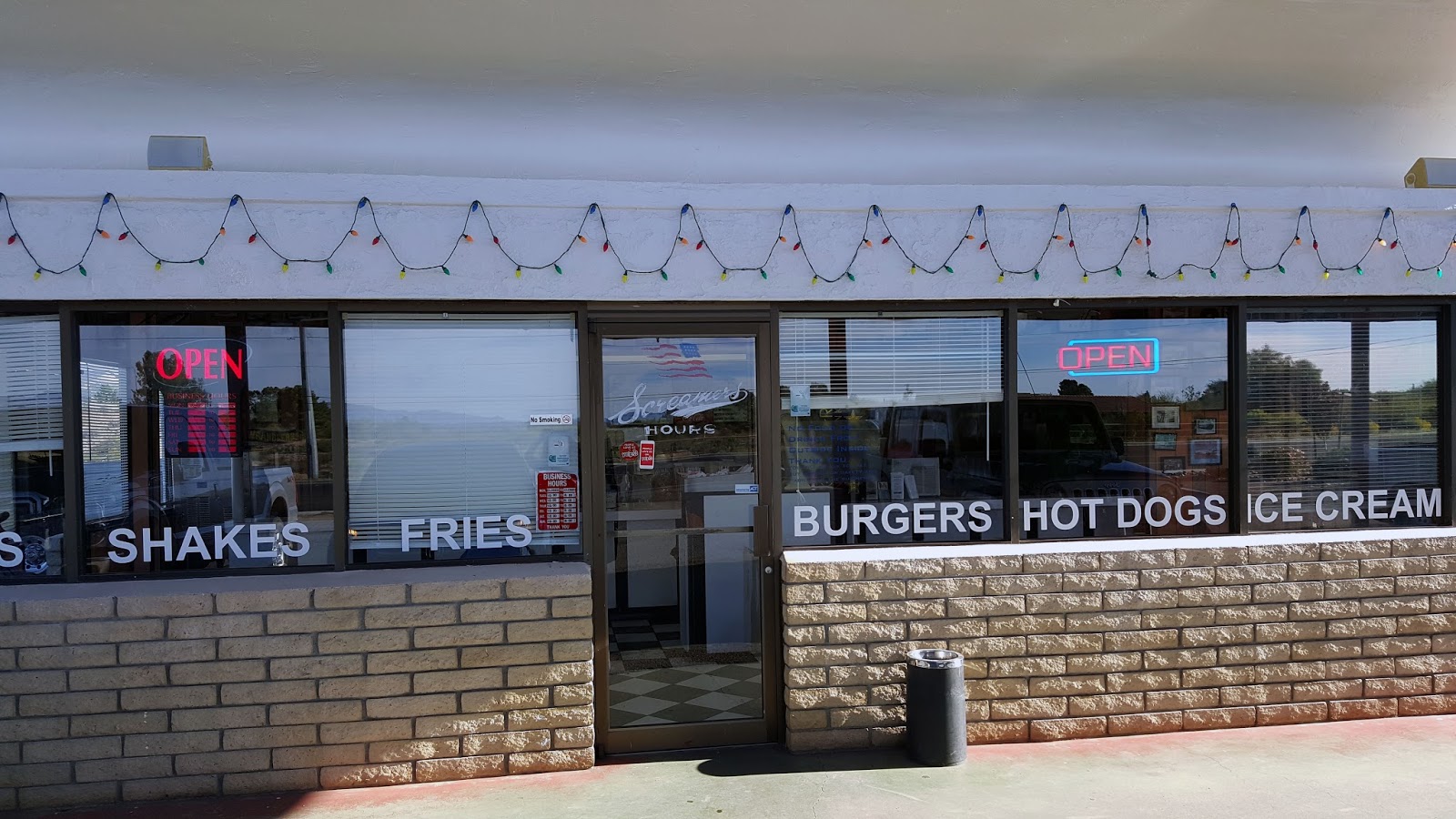 Screamers: Burgers and More