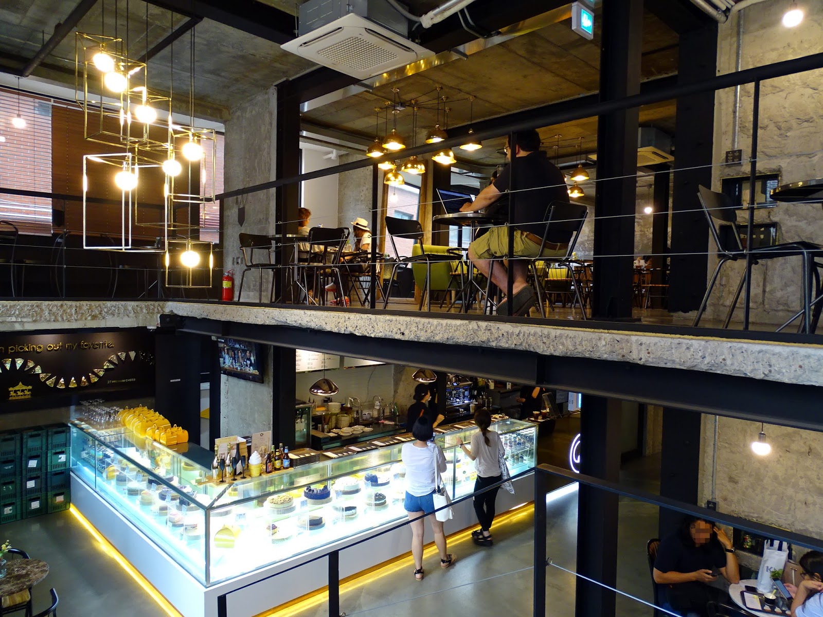 C27 Cheesecake and Coffee (Seoul, SOUTH KOREA) ★★★★☆ | A traveling ...