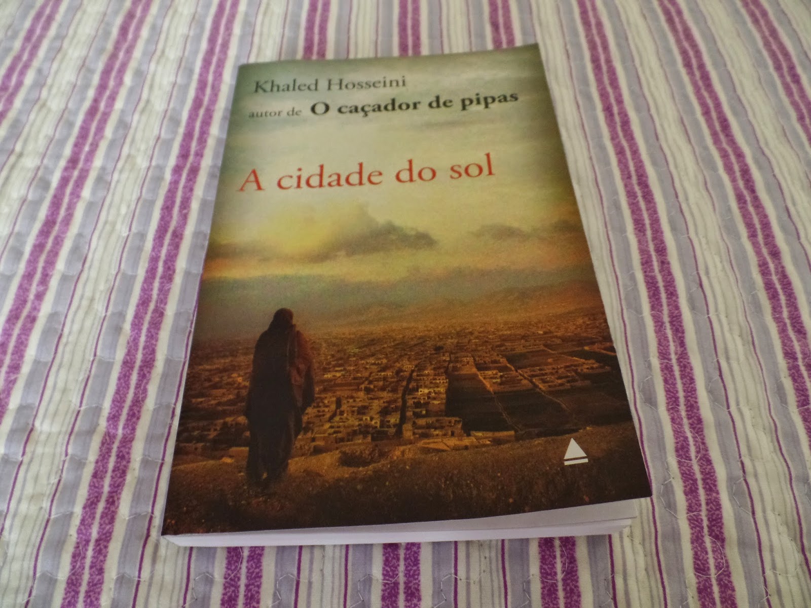 Resenha A Cidade Do Sol - Conexão Oriente