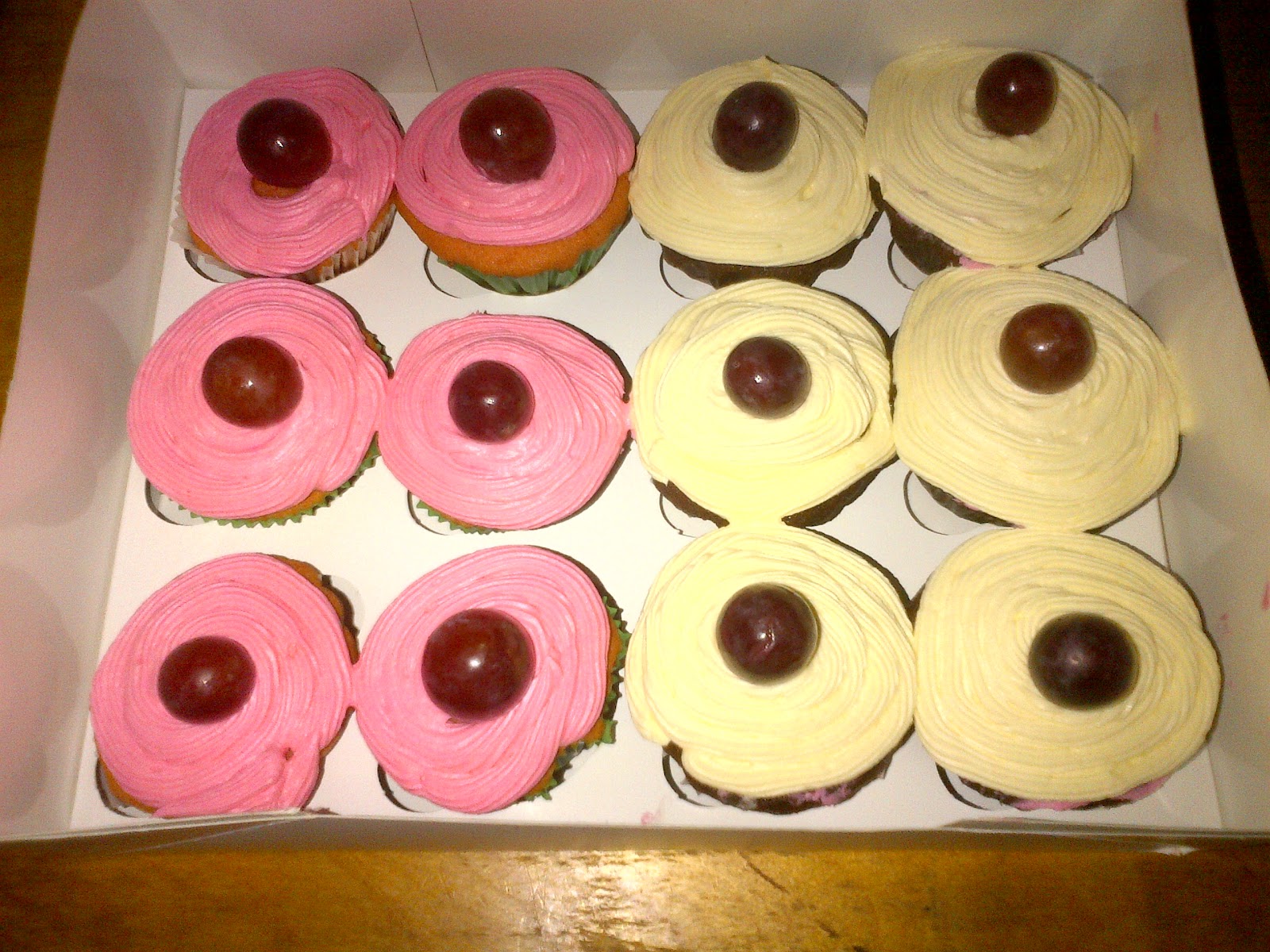 This is My Gistertainment: Cakes by Creamy Delight Cakes