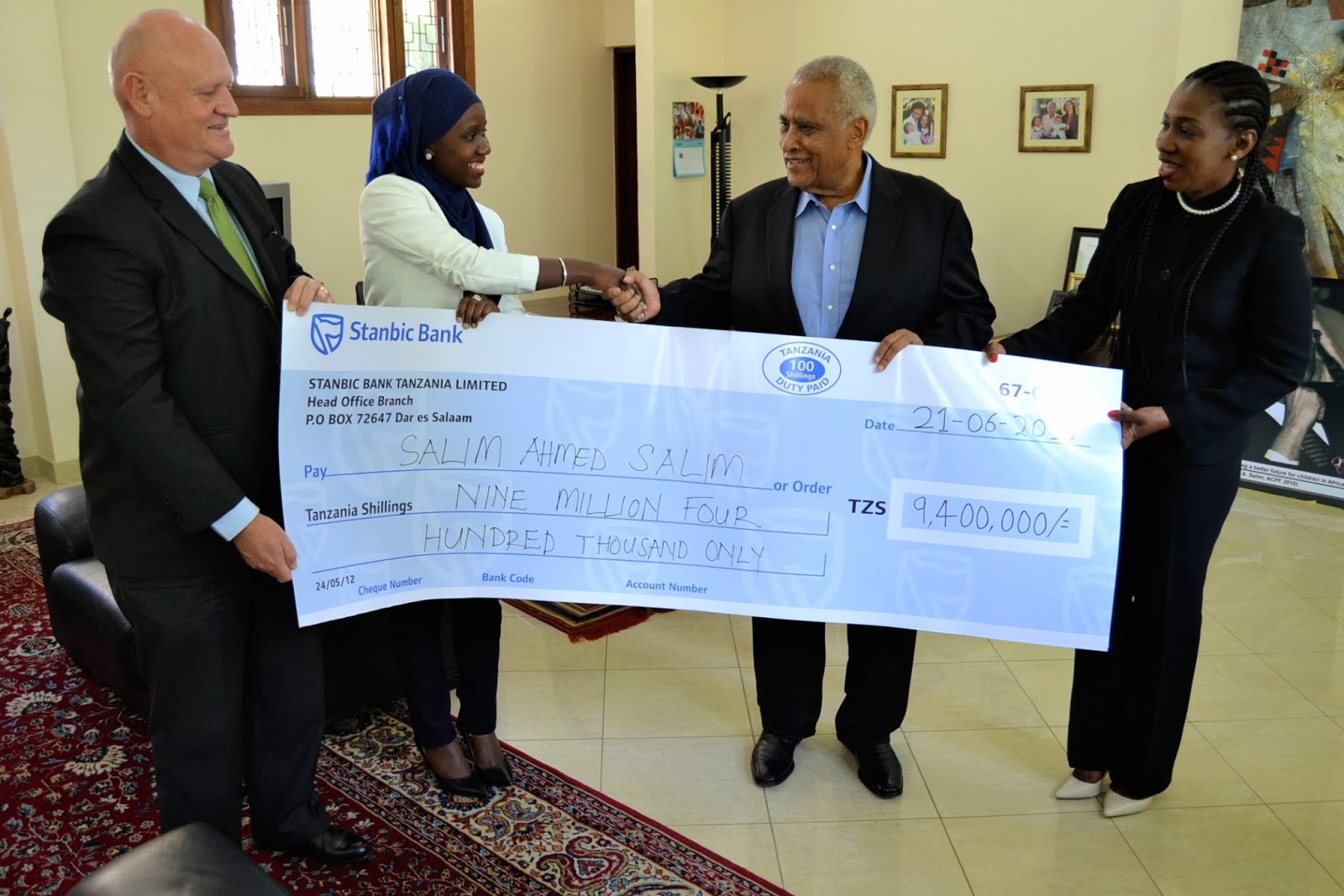 Kitomari Banking & Finance Blog: STANBIC BANK CHEQUE HANDOVER TO DR ...