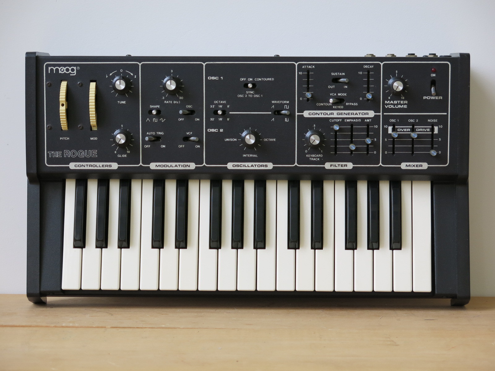 MATRIXSYNTH: Moog the Rogue model 342A Vintage Synthesizer SN 2199