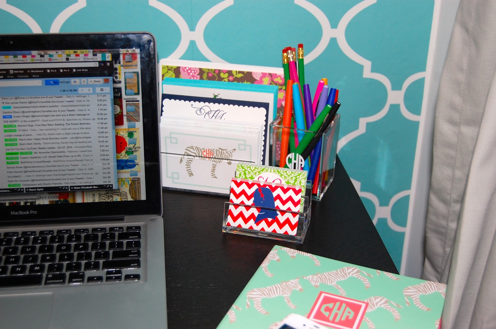 CARLY Organize, Please… Desks (again)