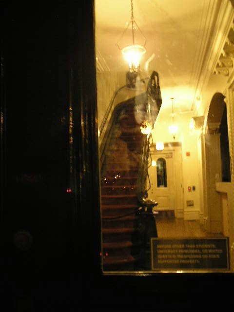 Hull House Ghost Pictures – Mysterious Chicago