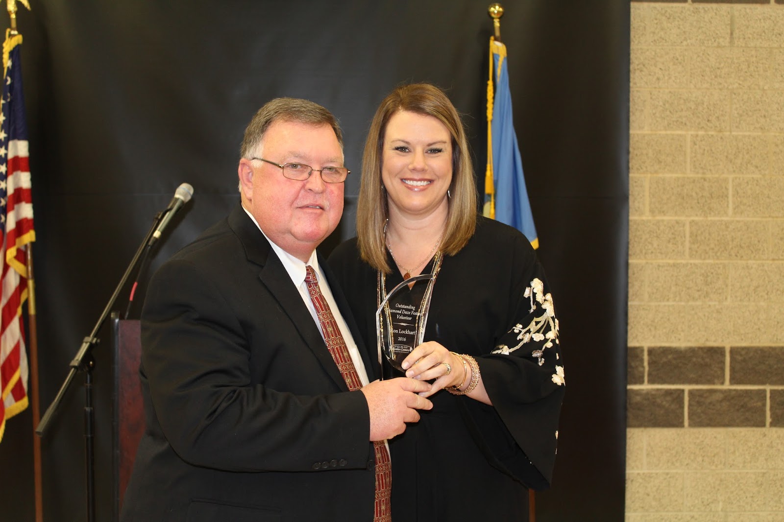 KXMX - Local News: Chamber Honors Members at Banquet