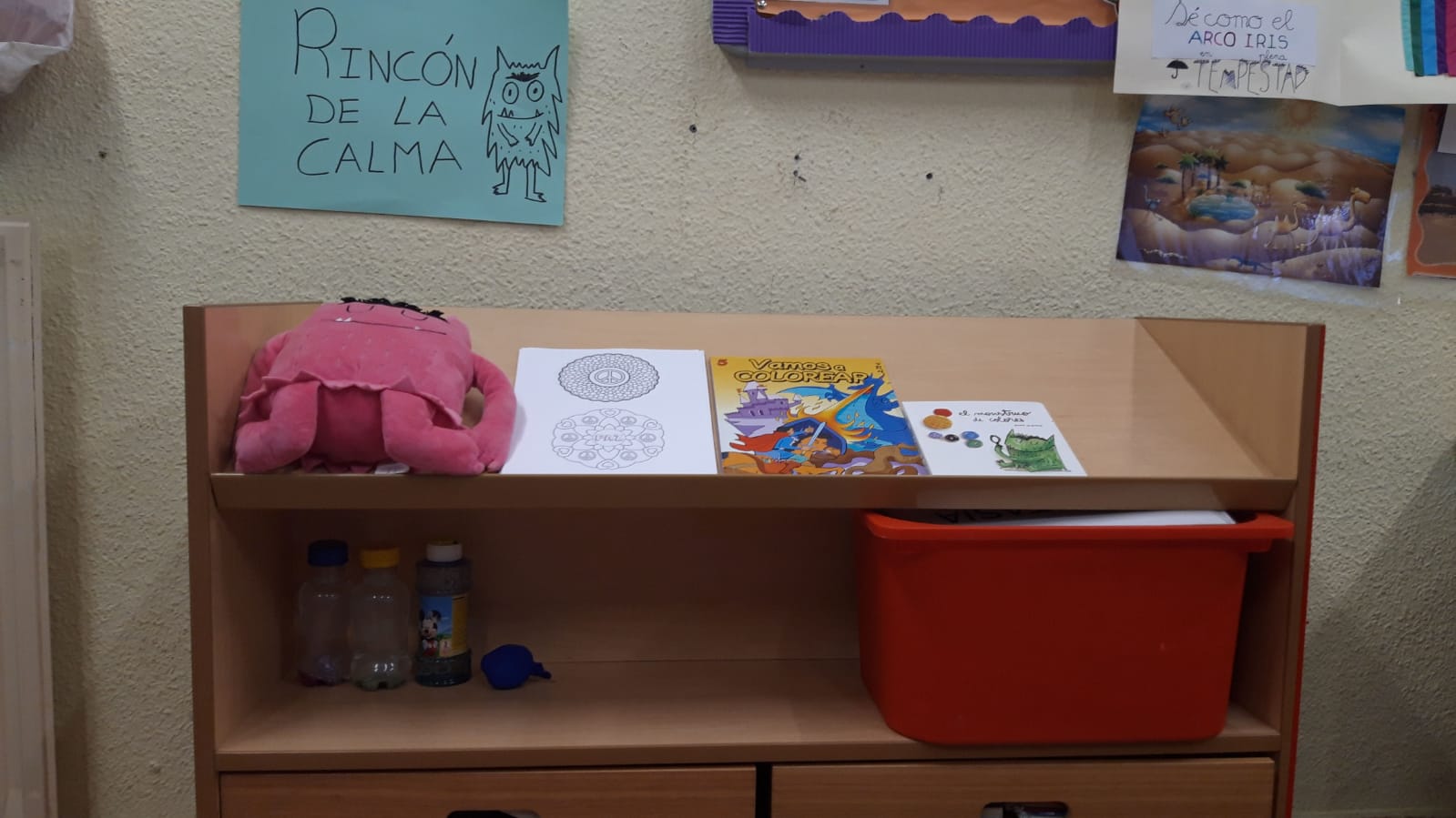 LOS PEQUES DEL ALONSO CANO: RINCÓN DE LA CALMA