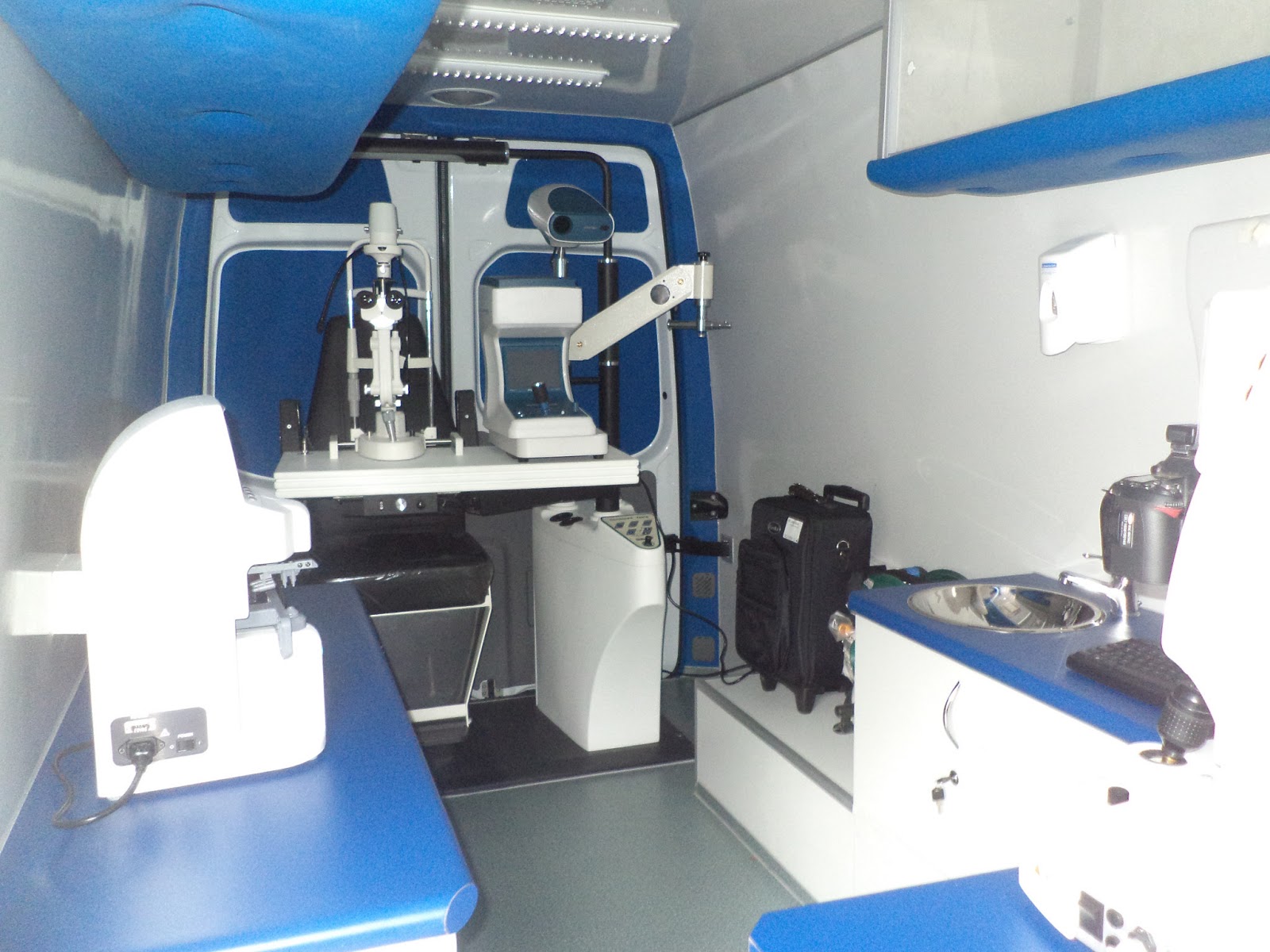 MINERA XSTRATA COPPER DONA CLINICA OFTALMOLOGICA MÓVIL A MUNICIPIO DE ...