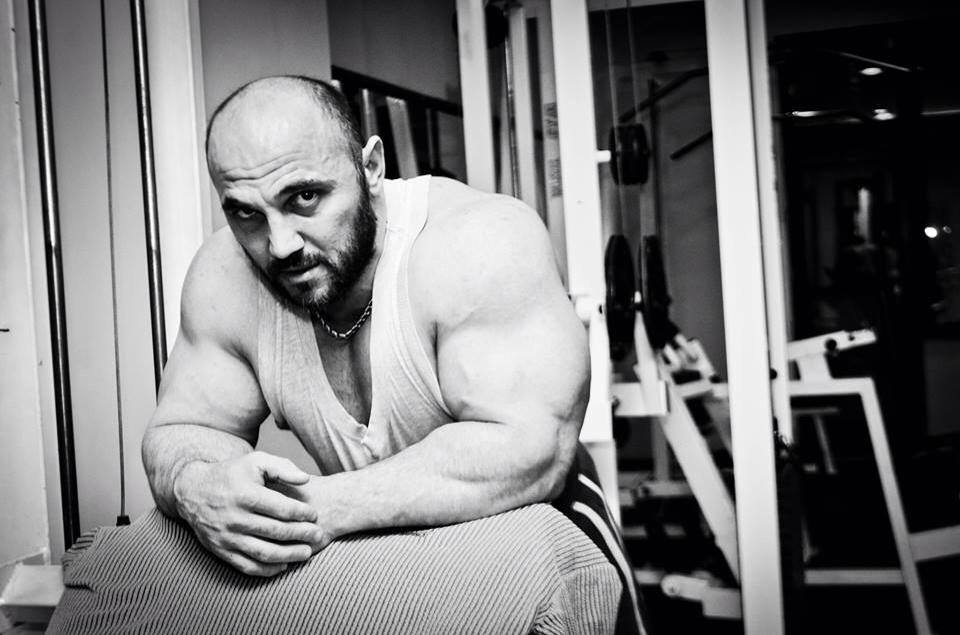 Muscle Lover: Azerbaijani bodybuilder Vugar Verdiyev