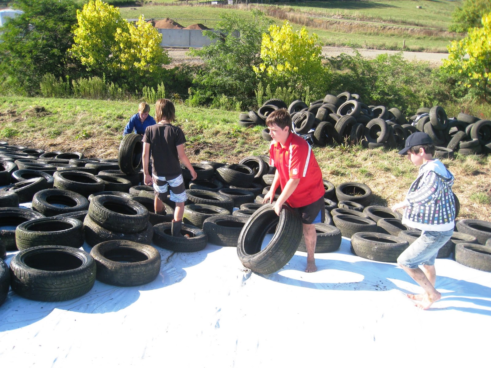 :Inspiring:: Silage tyre stacking