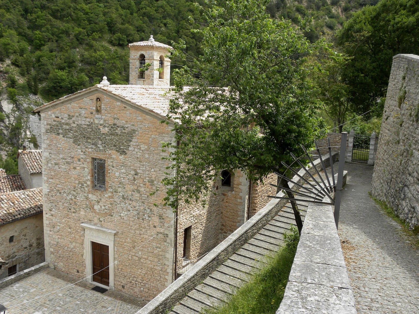 Alla scoperta di Piobbico ( PU ), antica Contea dei Brancaleoni - THE ...