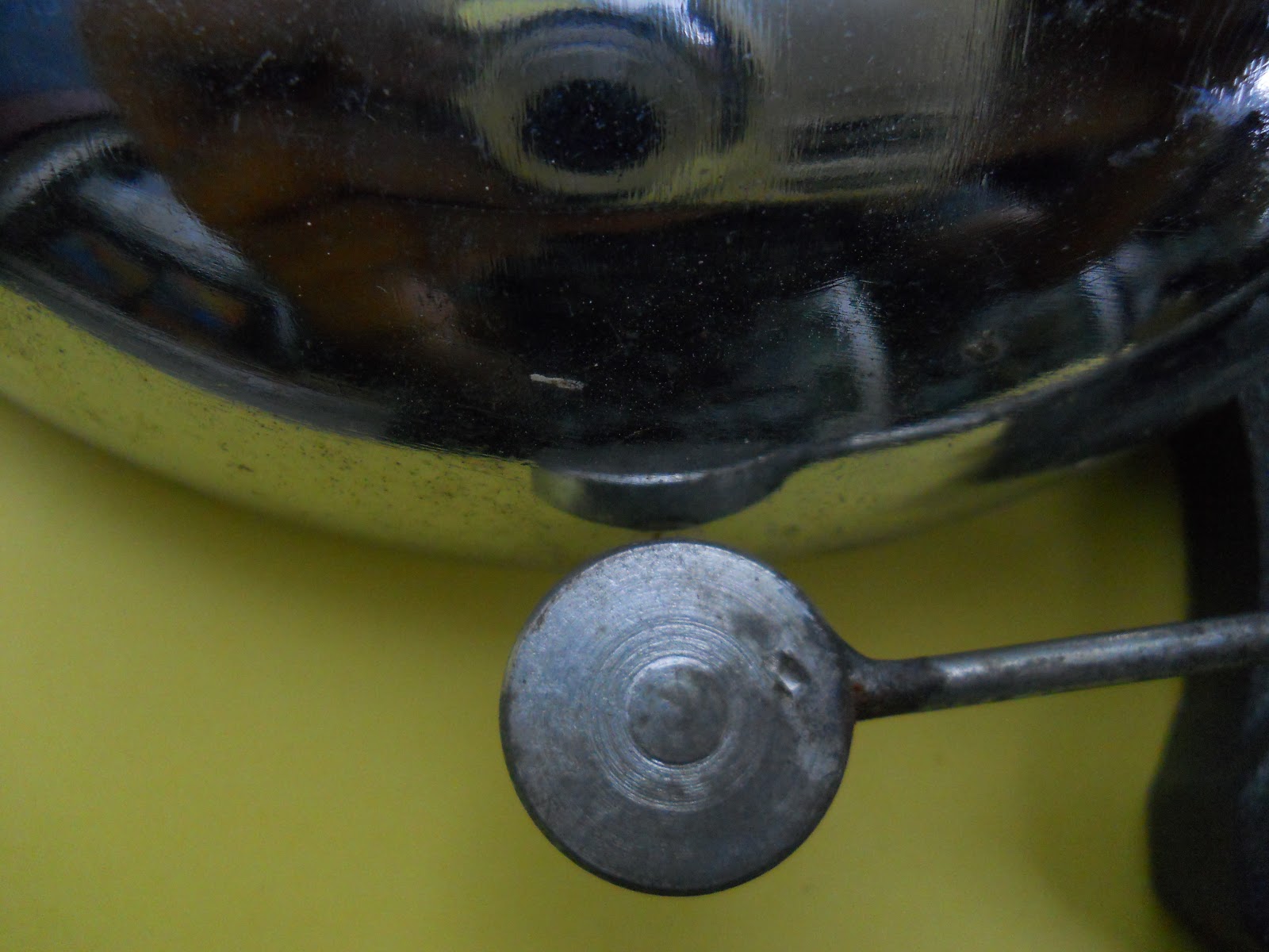 EVER WONDER WHATS INSIDE: INSIDE AN ELECTRIC BELL