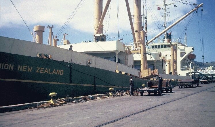 transpress nz: merchant ship Union New Zealand