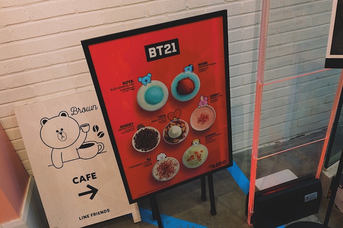 Anagon: BT21 Cafe in Seoul | BTS x LINE Friends!