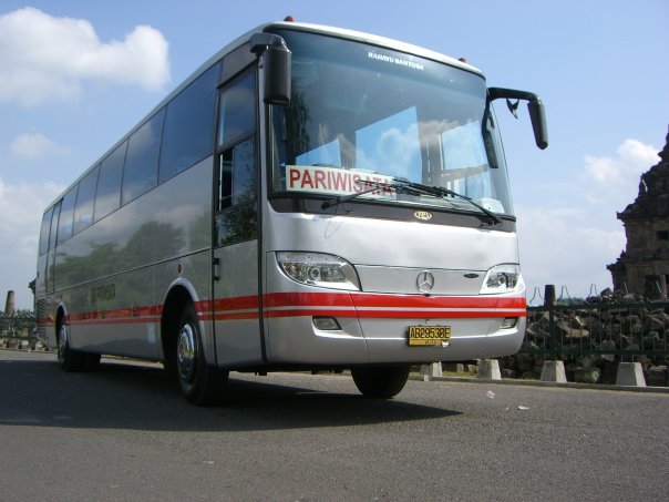 Bus Pariwisata - Overland Tour: FASILITAS BUS PARIWISATA WHITE HORSE