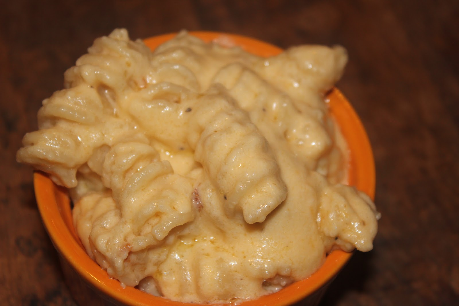 Charleston's Chew: Extra Creamy Mac and Cheese