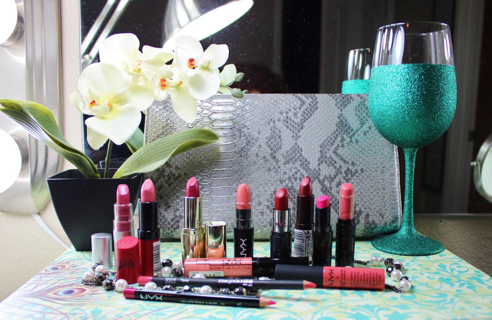 DancingWithDragQueens: Lipstick Dressing Room