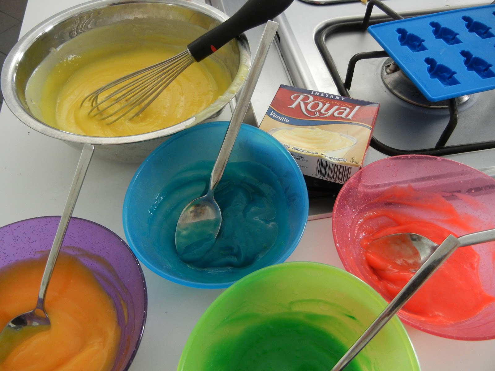 Sugar Swings! Serve Some: Rainbow Lego Men - Frozen Pudding Snacks