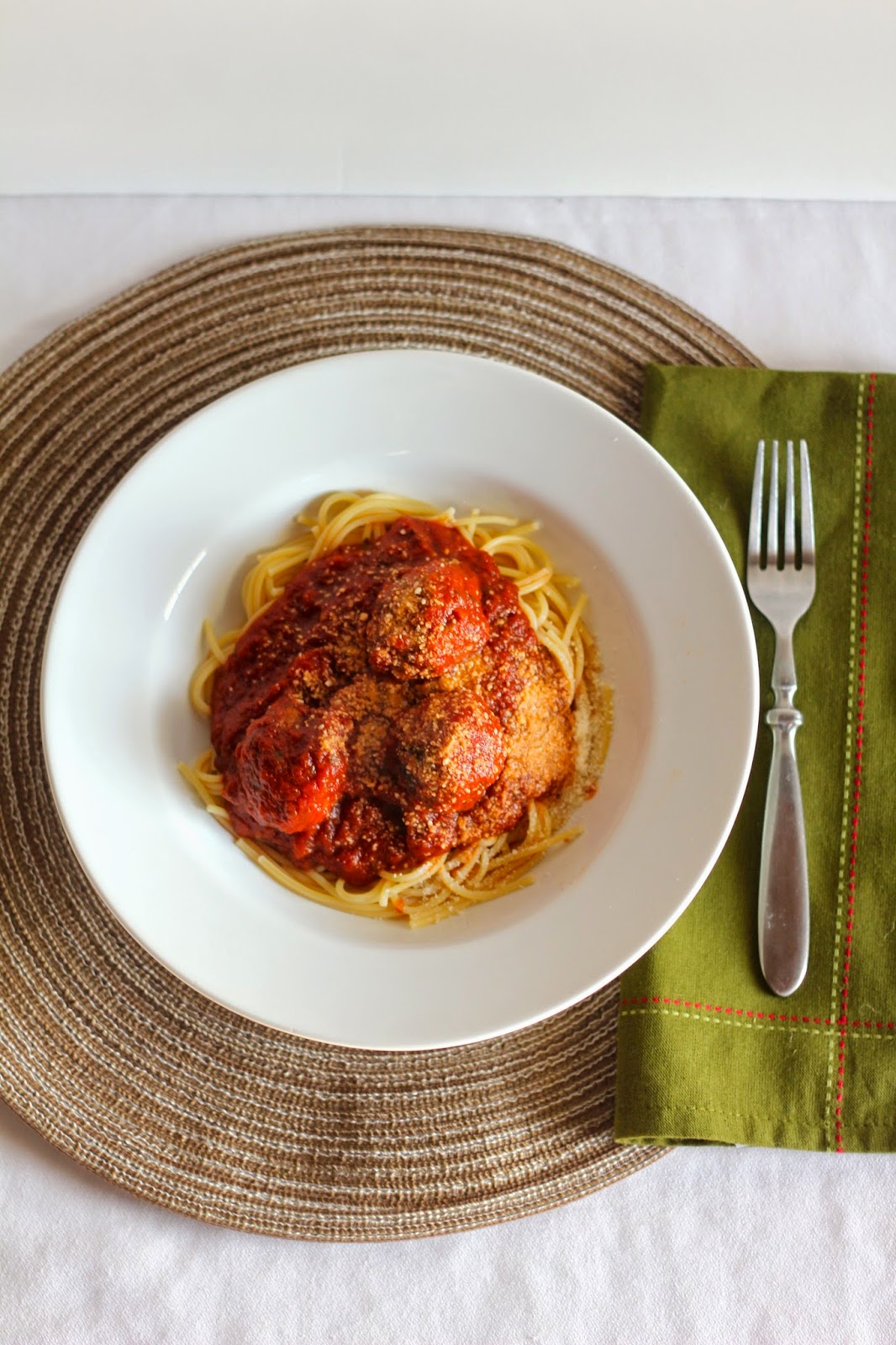 Spaghetti and Meatballs {Foodie Friday} | The Paper Heart Studio