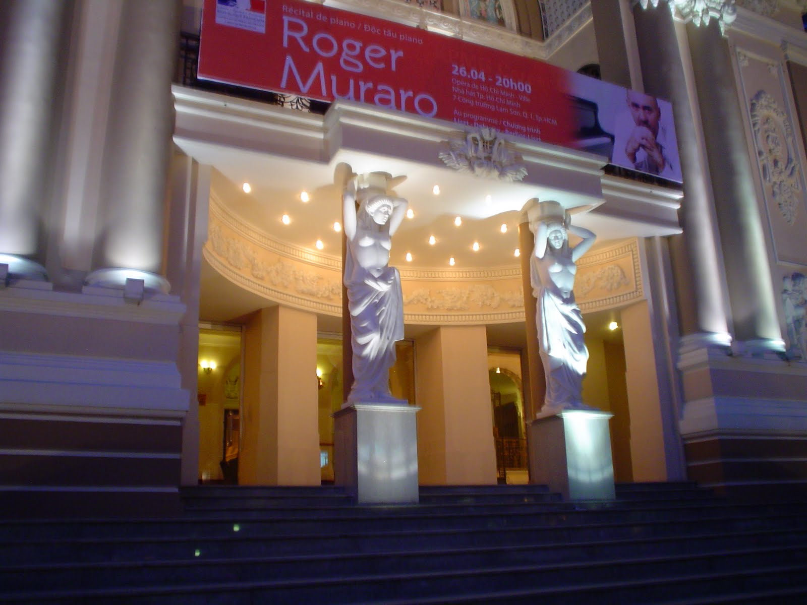 Teatro Opera Ho Chi Minh - Ópera de Saigon - Vietnamitas en Madrid