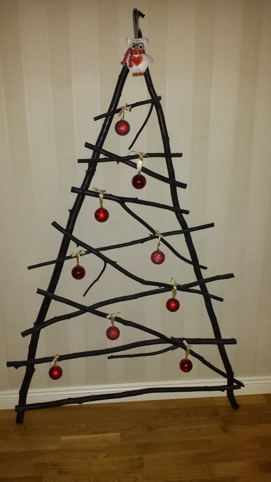 JUL I NORR: julpyntat hus