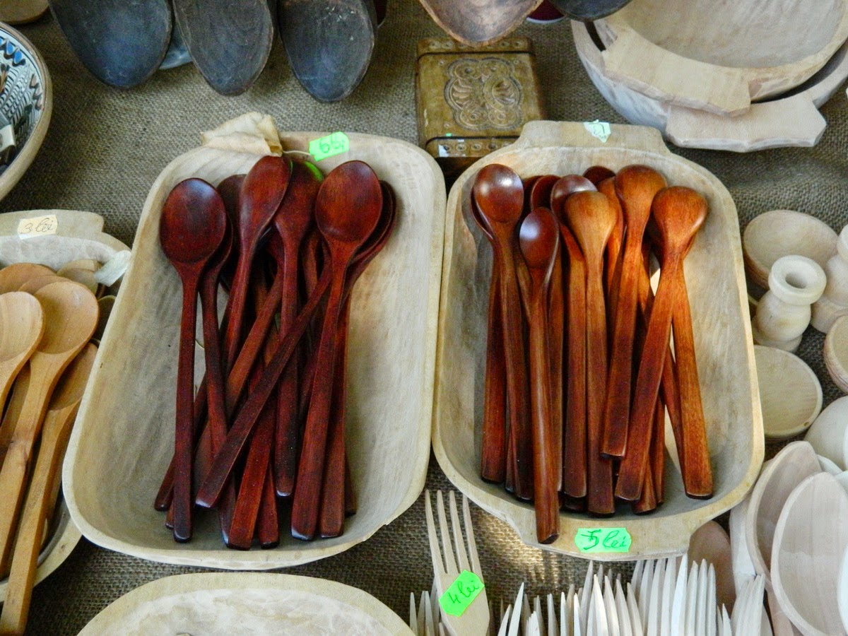 LA MULTI ANI, ROMANIA!: Obiecte de uz casnic din lemn