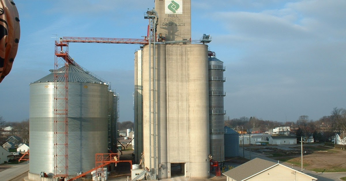 N Scale Addiction: Grain Elevator Complex - First Step on a New Layout