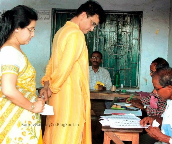 Exclusive Pics : Dada & Dona cast their votes in the Muncipality ...