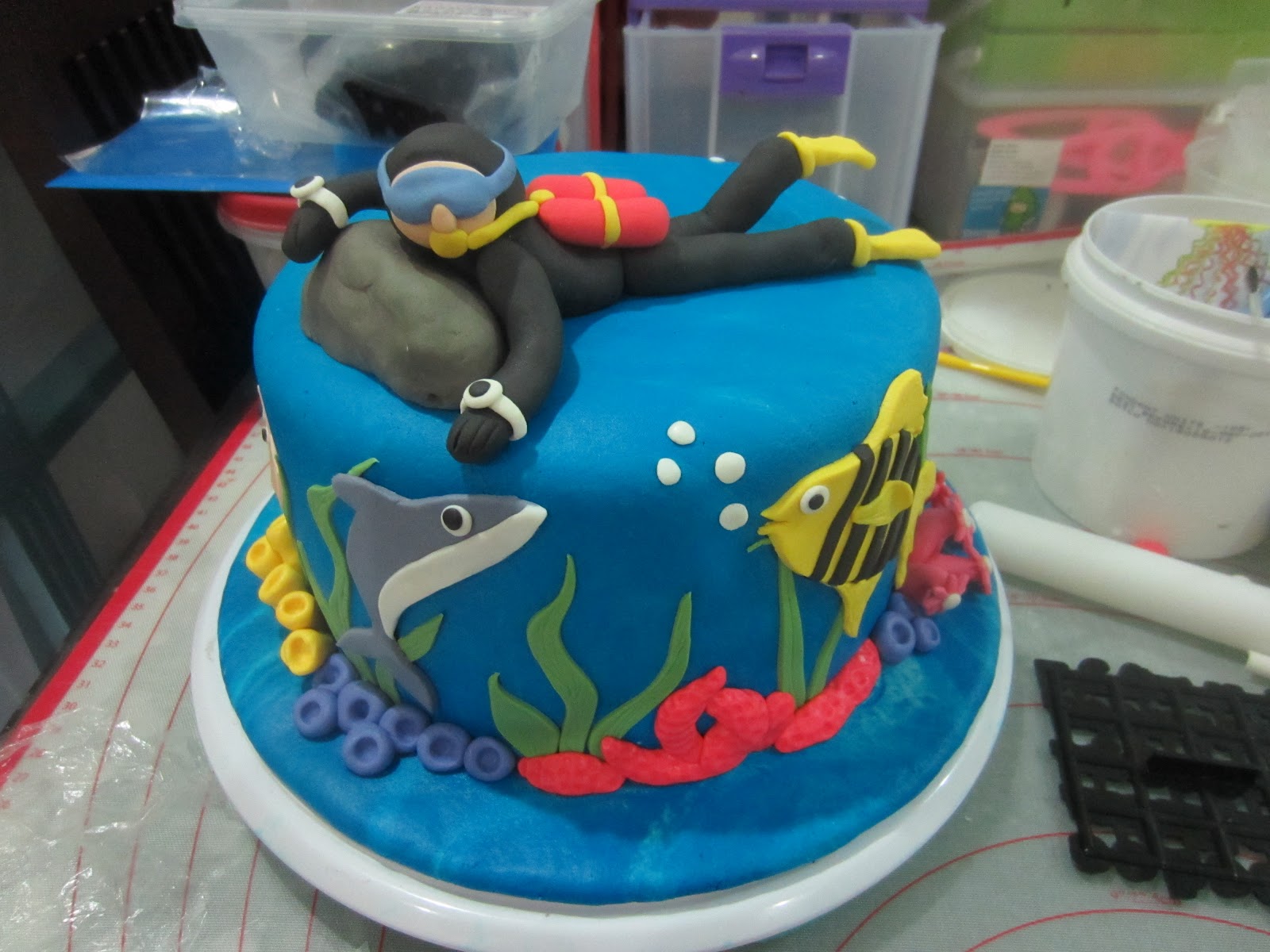 diver cake - Google keresés | Scuba cake, Cake, Scuba