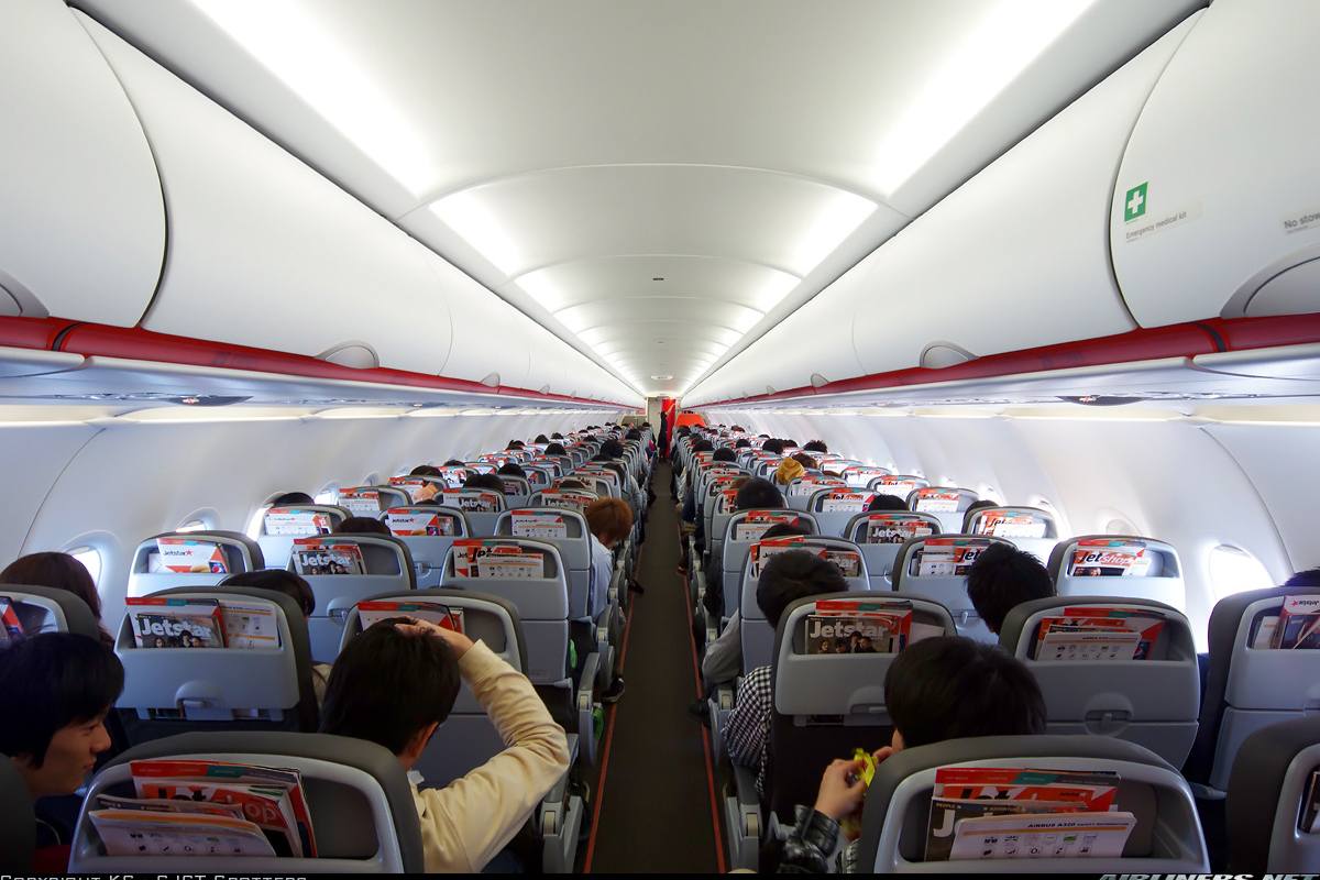 Charles Ryan's Flying Adventure: First Jetstar's A320 sharklet ...