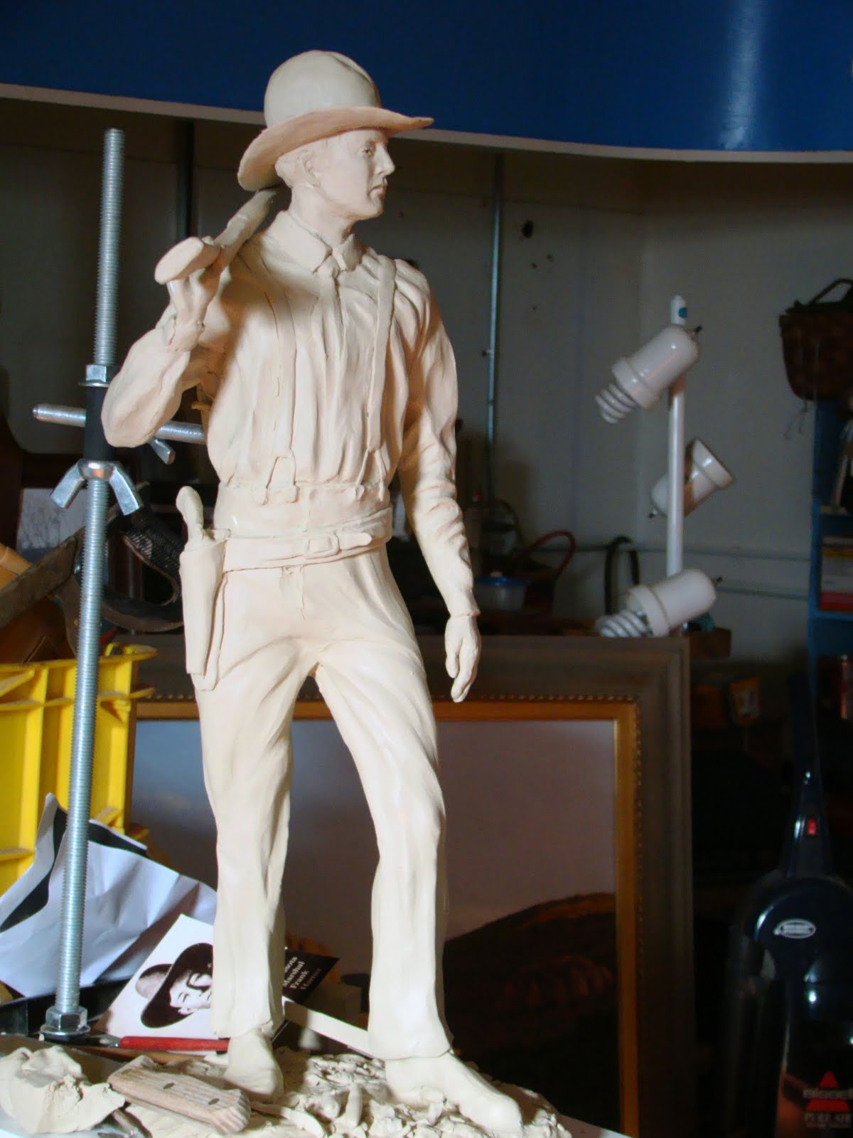 the NAVASOTA CURRENT: Update on the Ranger Frank Hamer monument proposal...