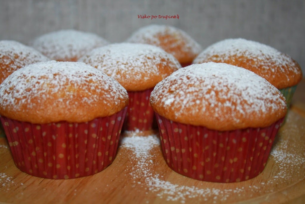 Visko po trupinėlį: Apelsininiai keksiukai