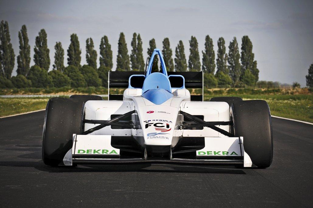 First Pictures of the FIA Formula E Prototype : ebeasts.com