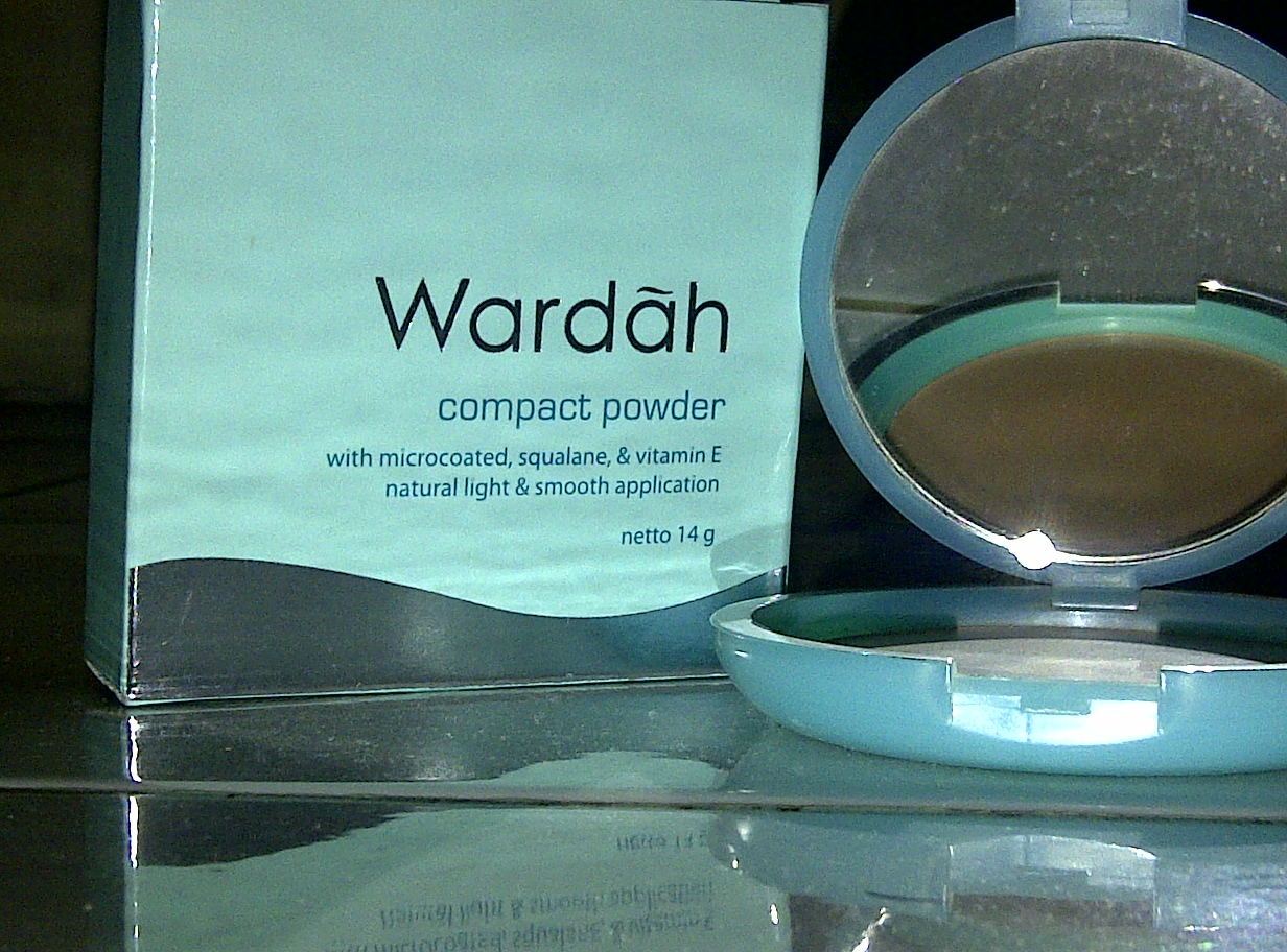 [JUAL] Wardah Compact Powder warna BEIGE | Moonlight on the Empire of ...