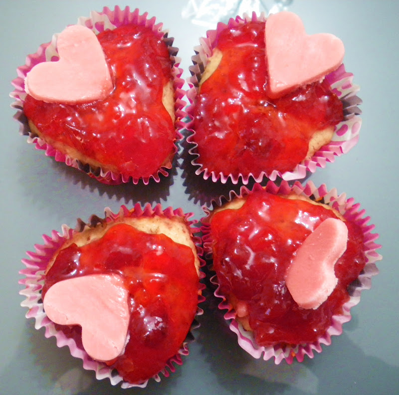 GATEAU GAGA - Love cakes: Cucpakes frangipane et fruits rouges