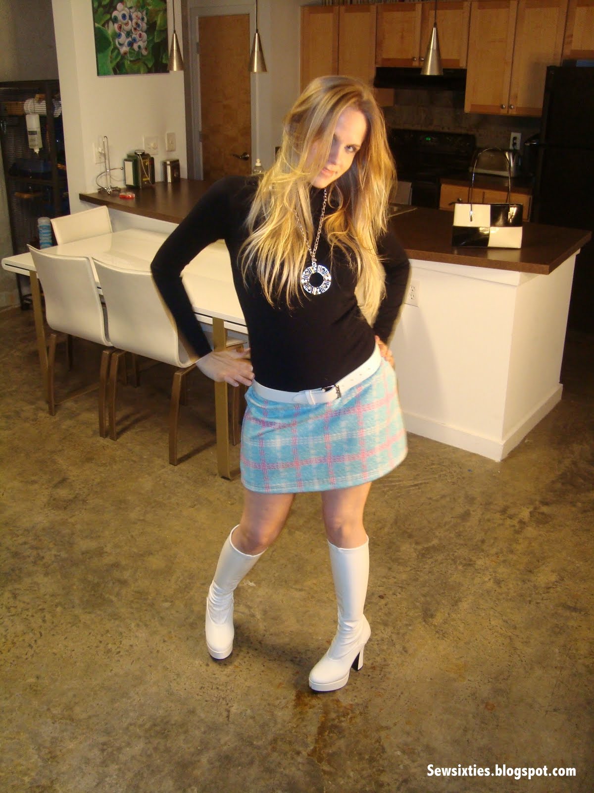 Sew Sixties: Mod Mini Skirt Project: Blue & Pink Plaid