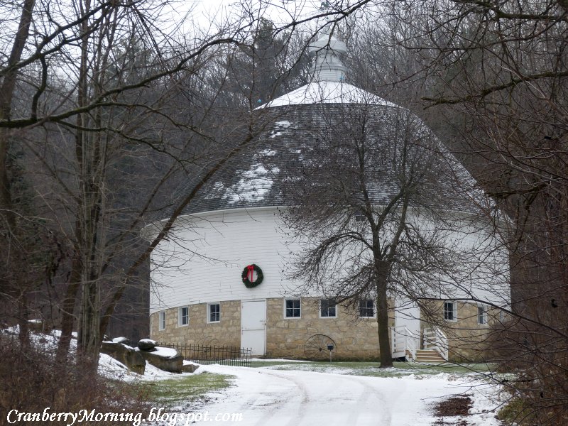 Cranberry Morning: Round Barn Farm B&B, Red Wing, MN