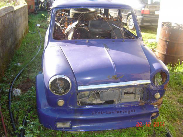 R.I.P. - Rust in Portugal: 1970 austin mini
