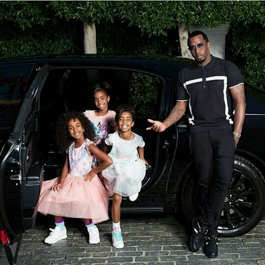 P is the Diddy as Puff Daddy shows off his 3 daughters