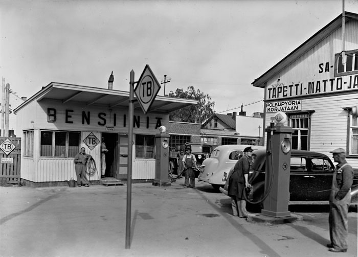 SUDEETTISALOLAINEN: BP:n bonuslasia ja tiikeriä tankkiin.Jussin bensa ...