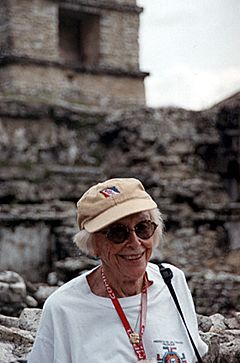 The Mayanist - El Mayista: abril 2011